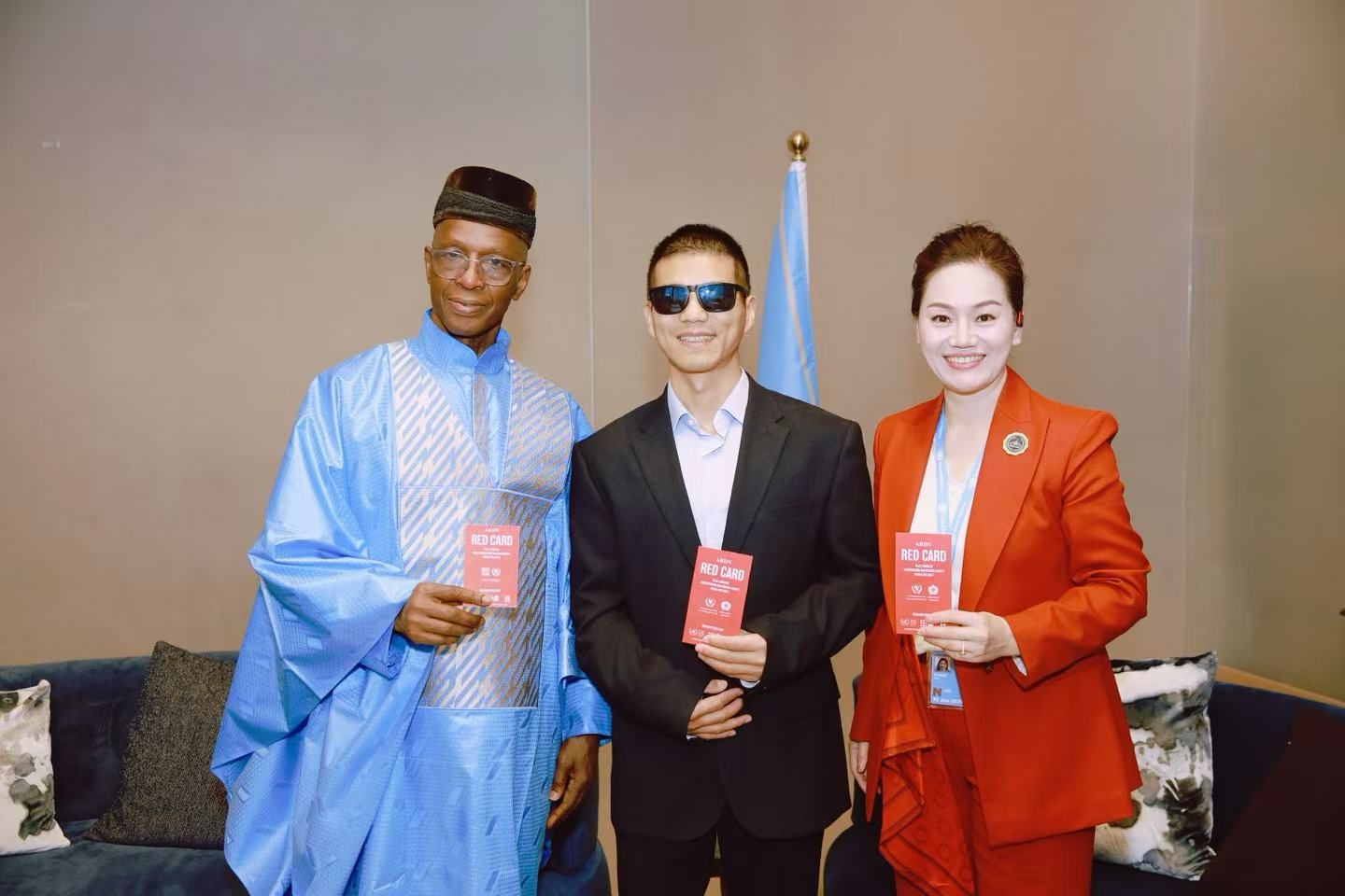 Zhang Hong (张洪)Asia’s First Blind Hero to Conquer Mount Everest ...